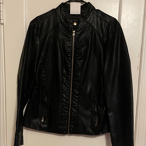 Baccini | Jackets & Coats | Baccini Classic Black Leather Jacket | Poshmark